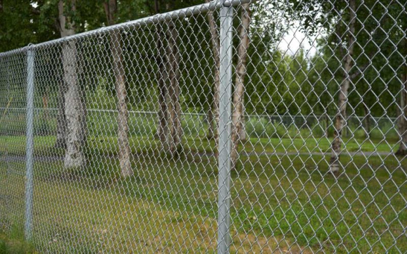 Chain Link Fence Installers | Oak Park Romulus Novi Michigan