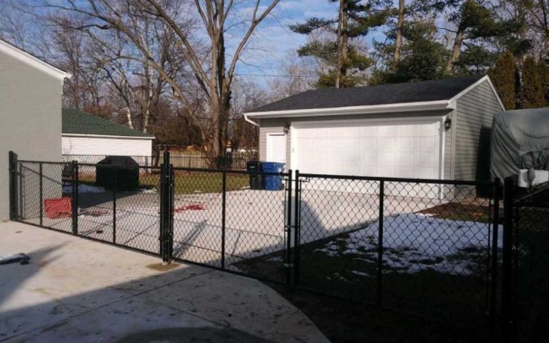 Chain Link Fence Installers | Oak Park Romulus Novi Michigan